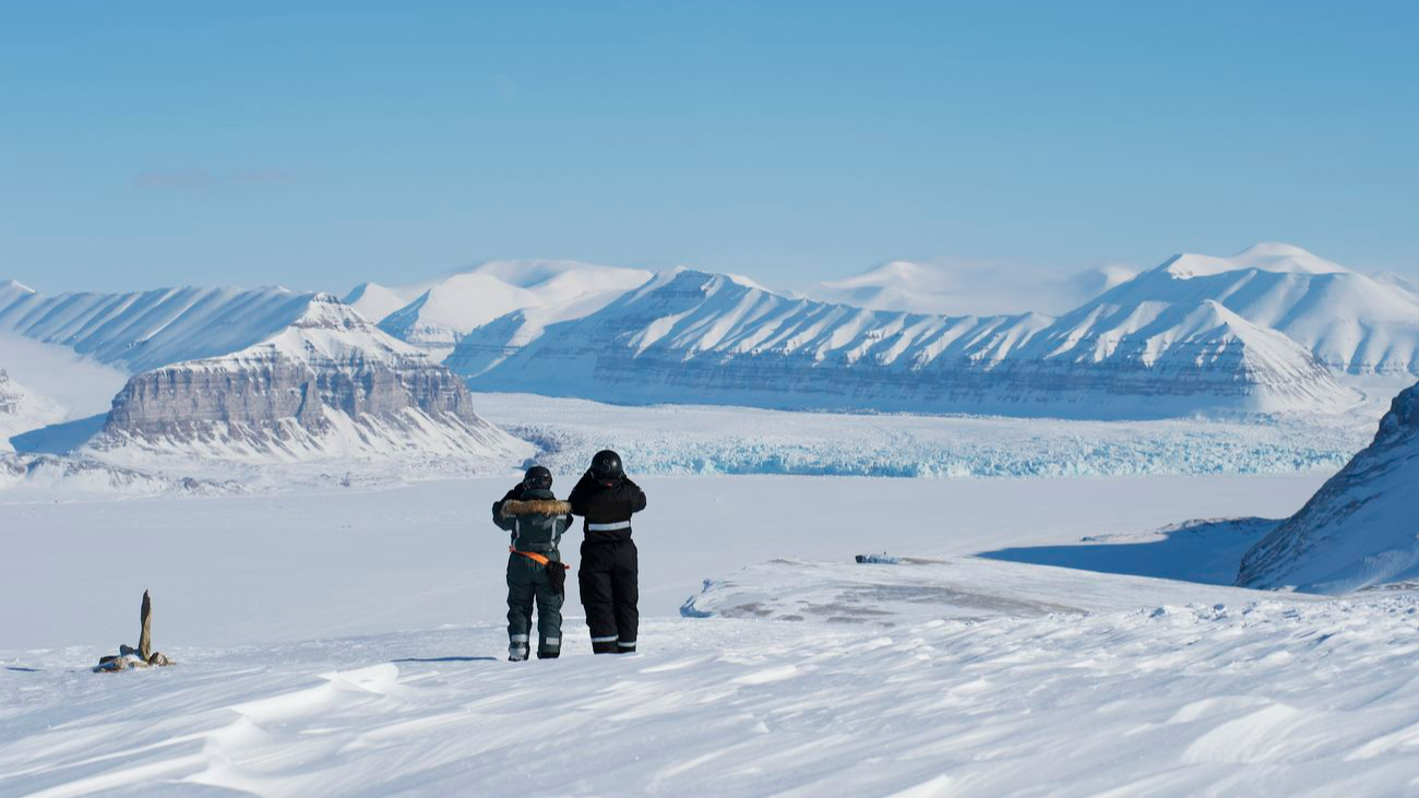tn_Winter_Snowmobile-safari_Tempelfjorden_Glacier_Svalbard_Terje ...